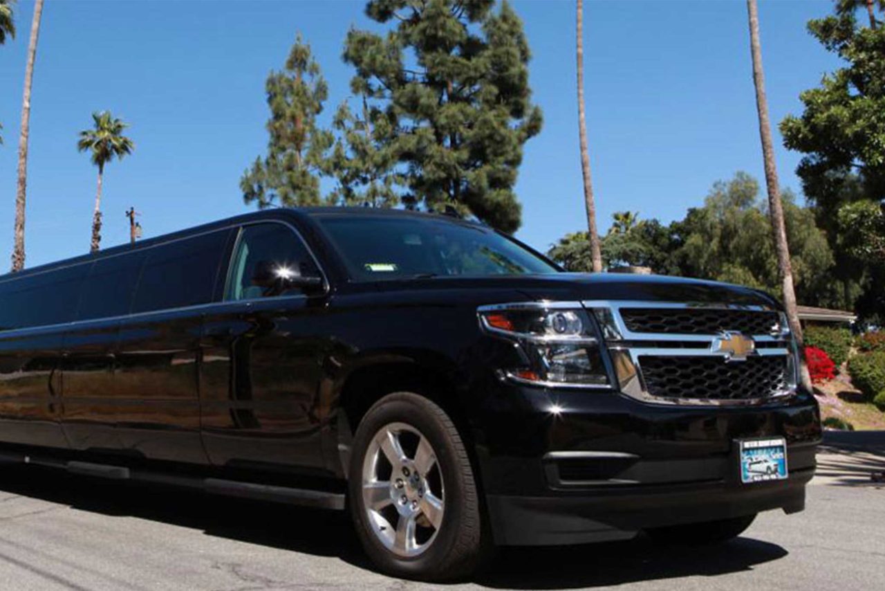 Suburban Limousine ride Dubai - Euro Travel